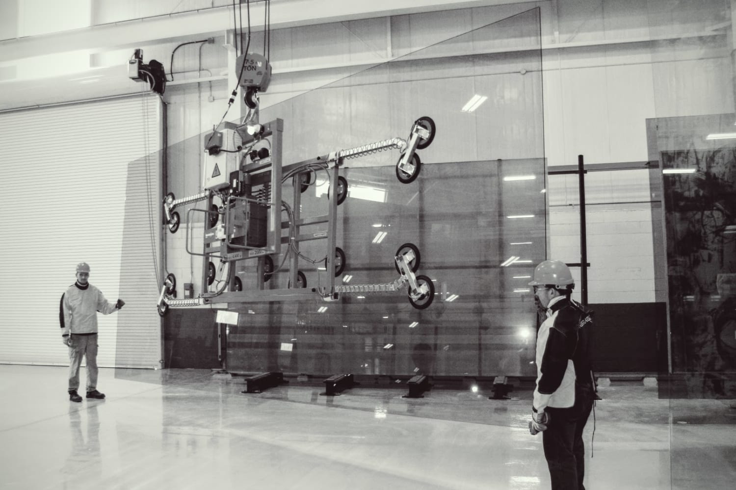 Lessons Learned Working with Architectural Oversized Glass - Dynamic